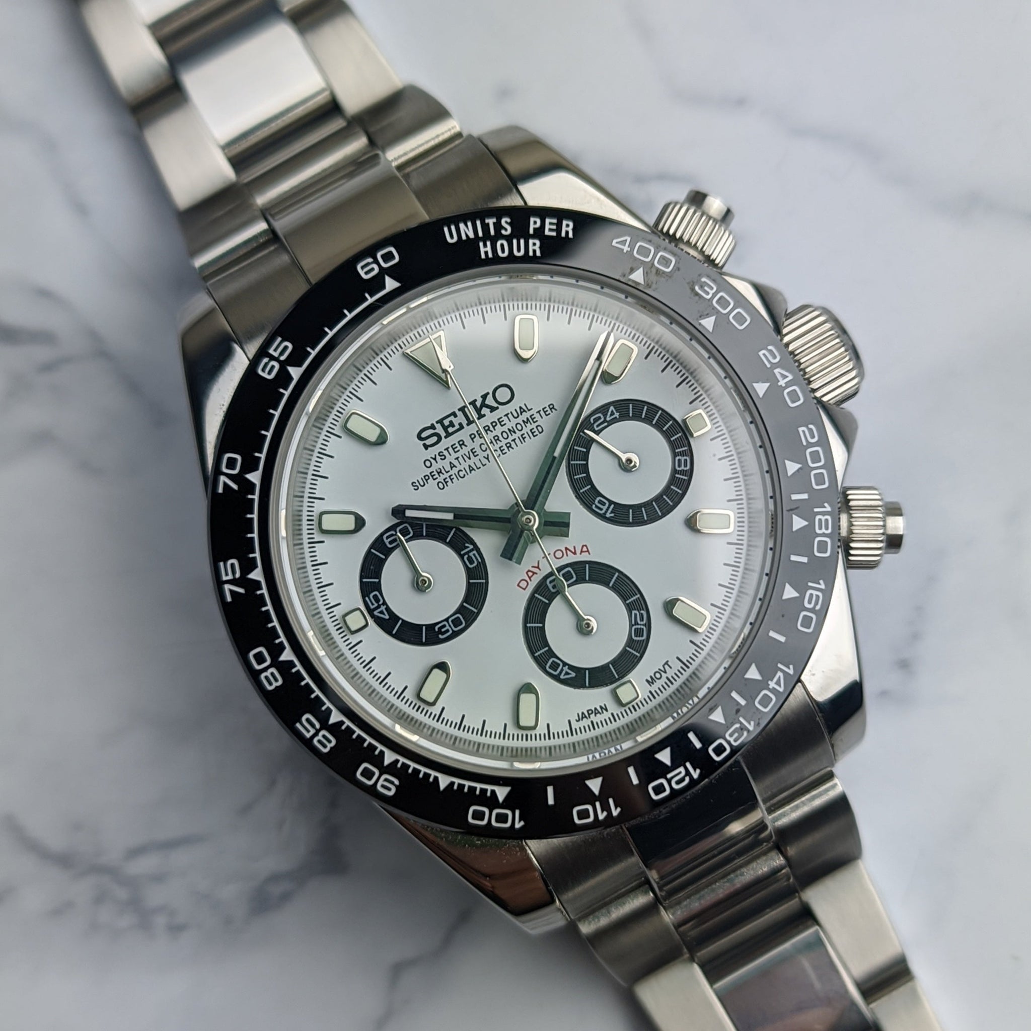 Unboxing the Seiko Panda Daytona Mod - VK63 Meca-Quartz